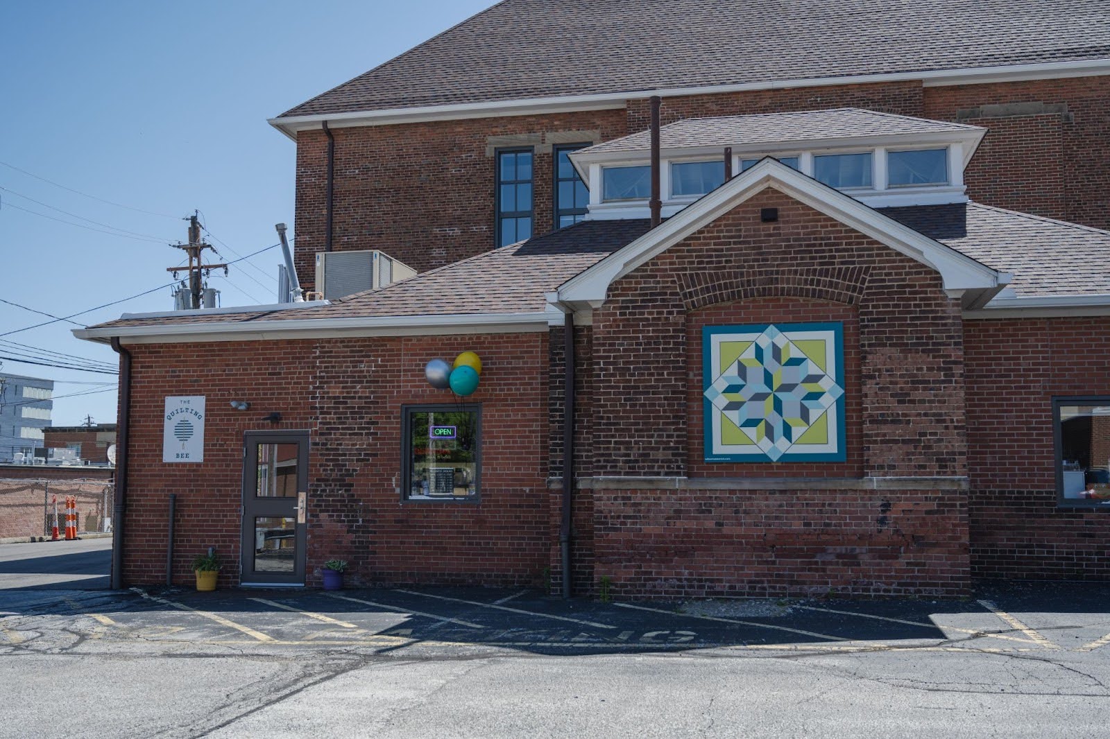 The Quilting Bee opens new, expanded location in Lakewood – The Land