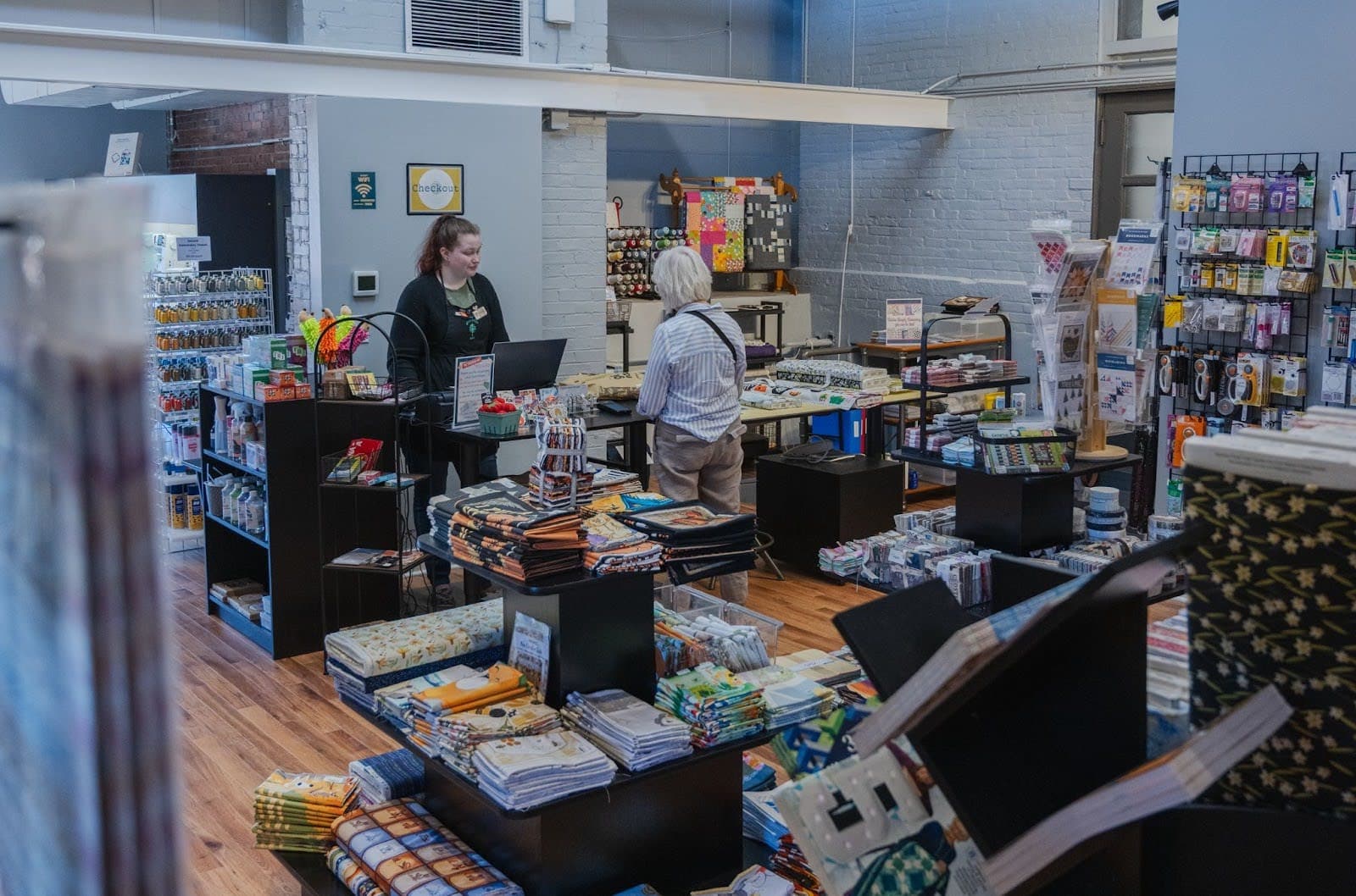 The Quilting Bee opens new, expanded location in Lakewood – The Land